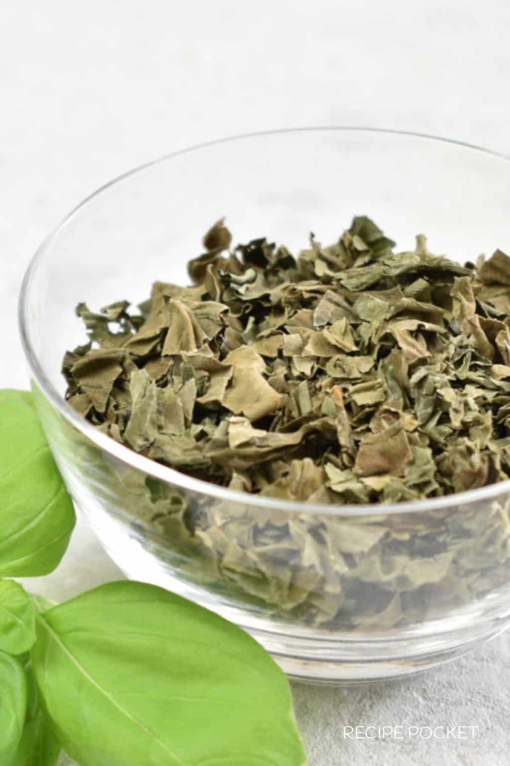 Dehydrating Basil Leaves | Recipe Pocket