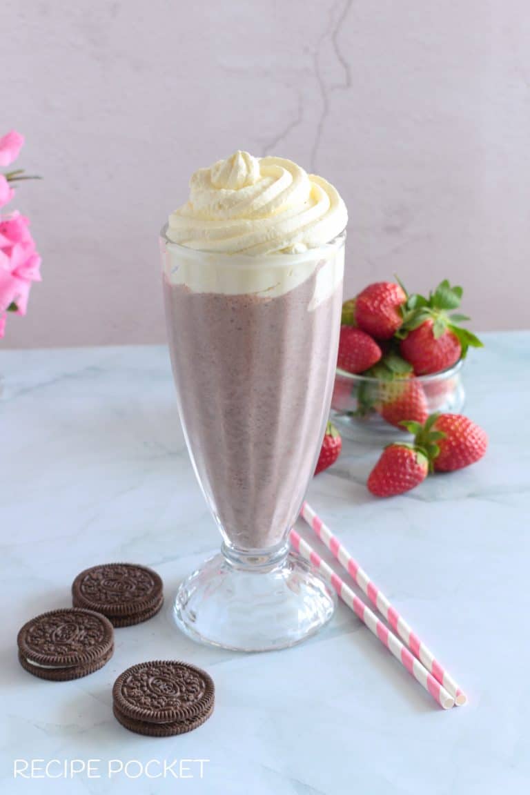Strawberry Oreo Milkshake | Recipe Pocket