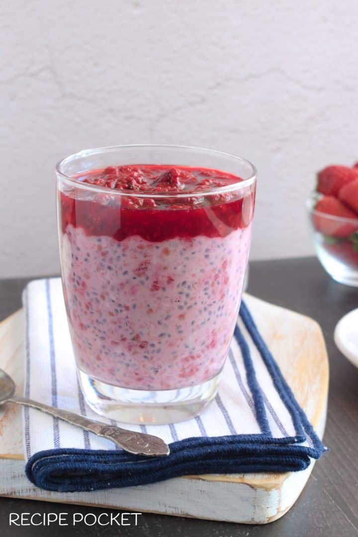 Raspberry Overnight Oats | Recipe Pocket