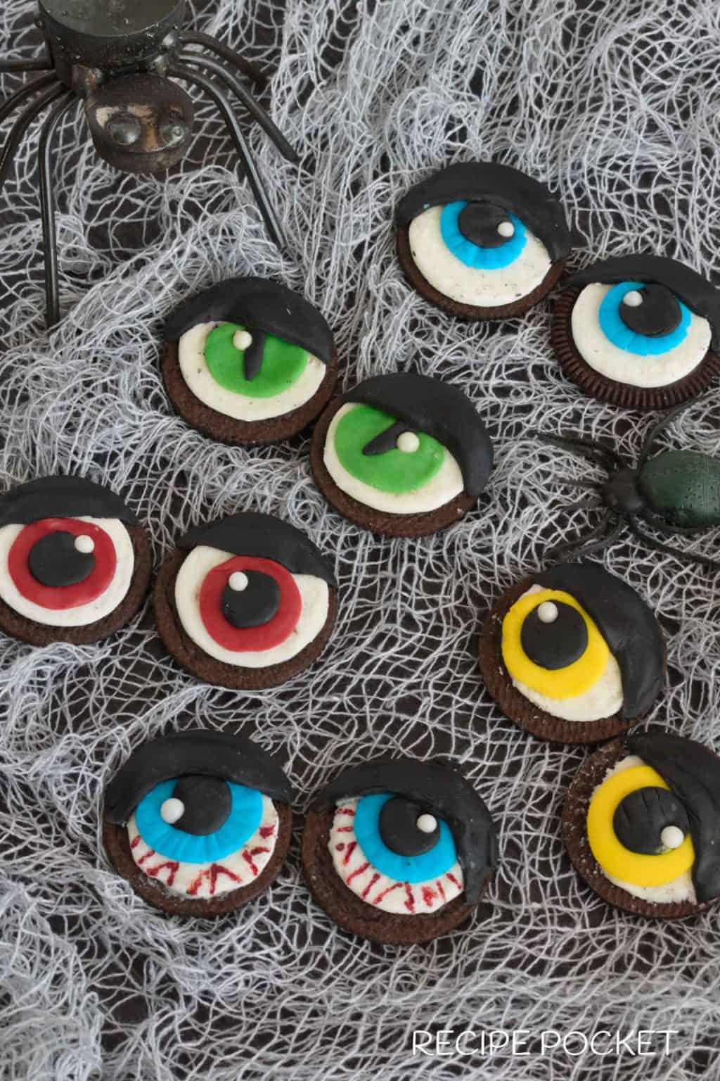 Oreo Eyeballs An Easy Halloween Party Treat | Recipe Pocket