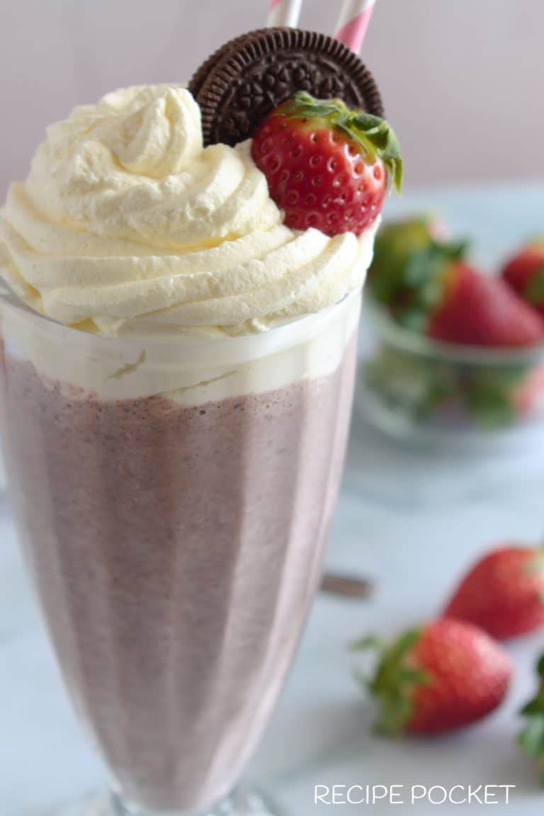 Strawberry Oreo Milkshake | Recipe Pocket